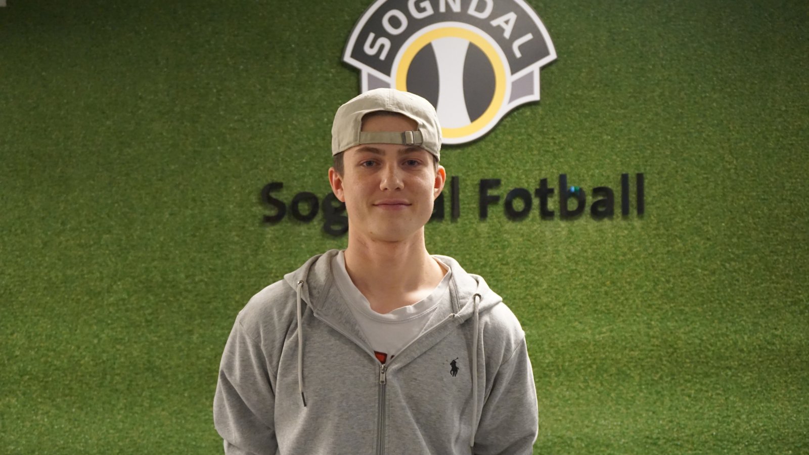 Fabjan satsar alt på fotballen! / SOGNDAL FOTBALL